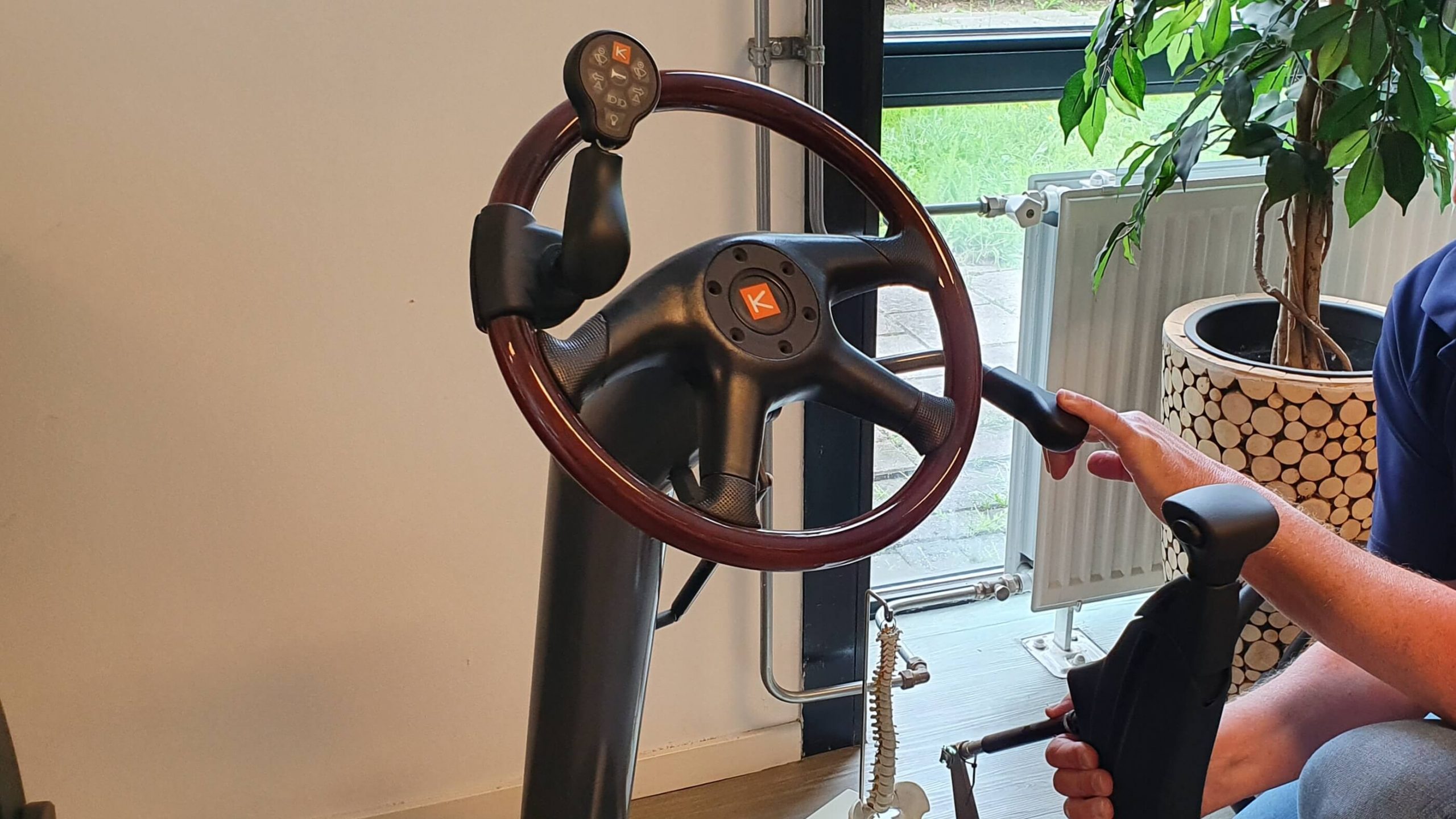 Oriëntatie en proefles - Met een handicap aangepast autorijden voor het ...